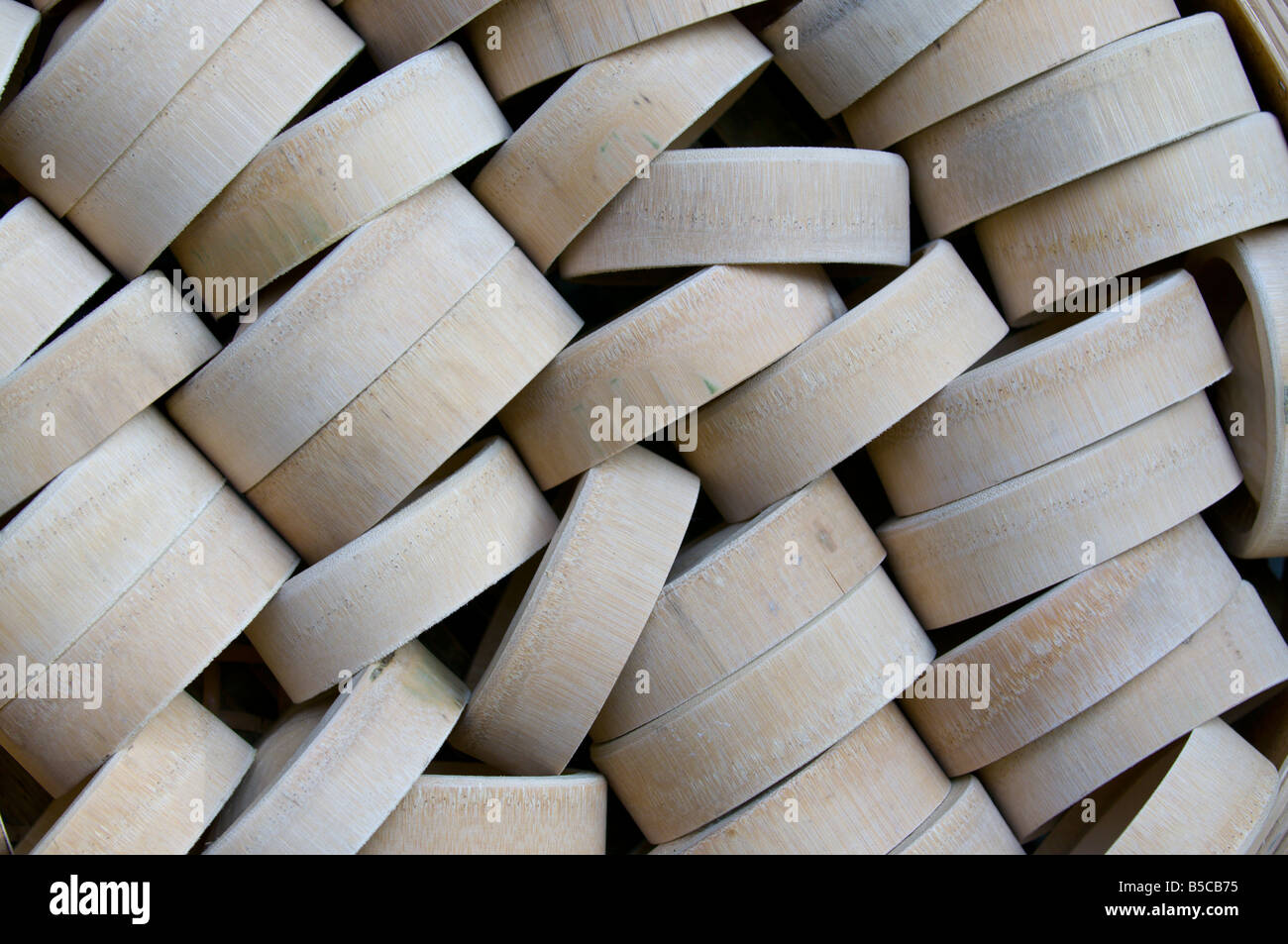 Bamboo wooden cooking utensils hi-res stock photography and images - Alamy