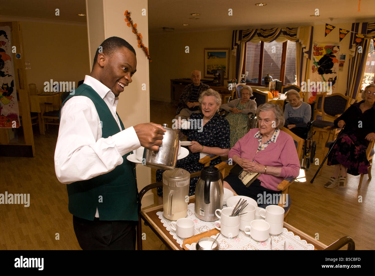 Tea trolley hi-res stock photography and images - Alamy
