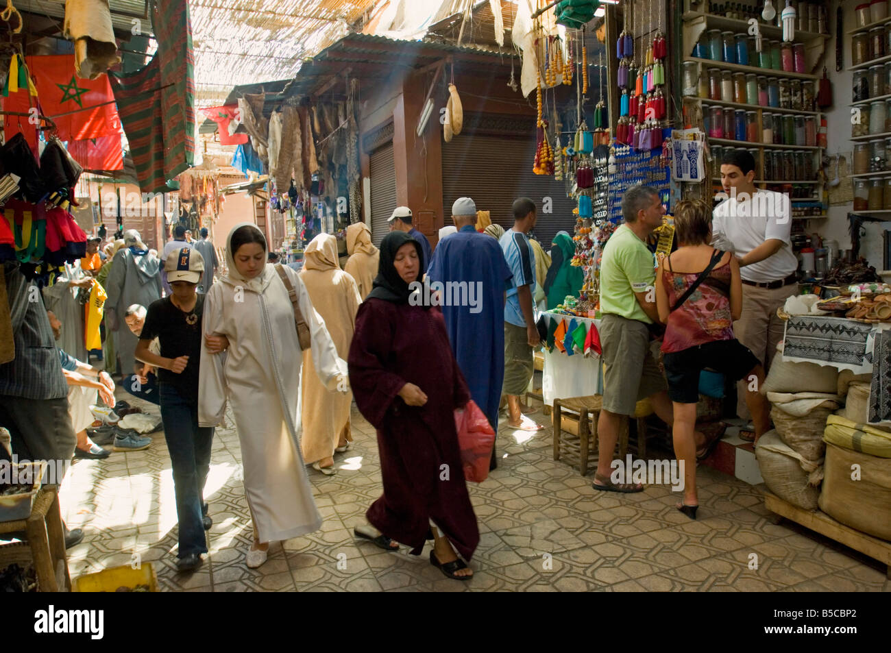 Interior souk shopping area hi-res stock photography and images - Alamy