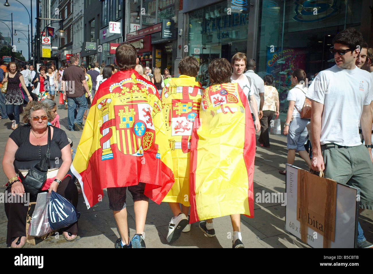 Draped in her national flag hi-res stock photography and images - Alamy