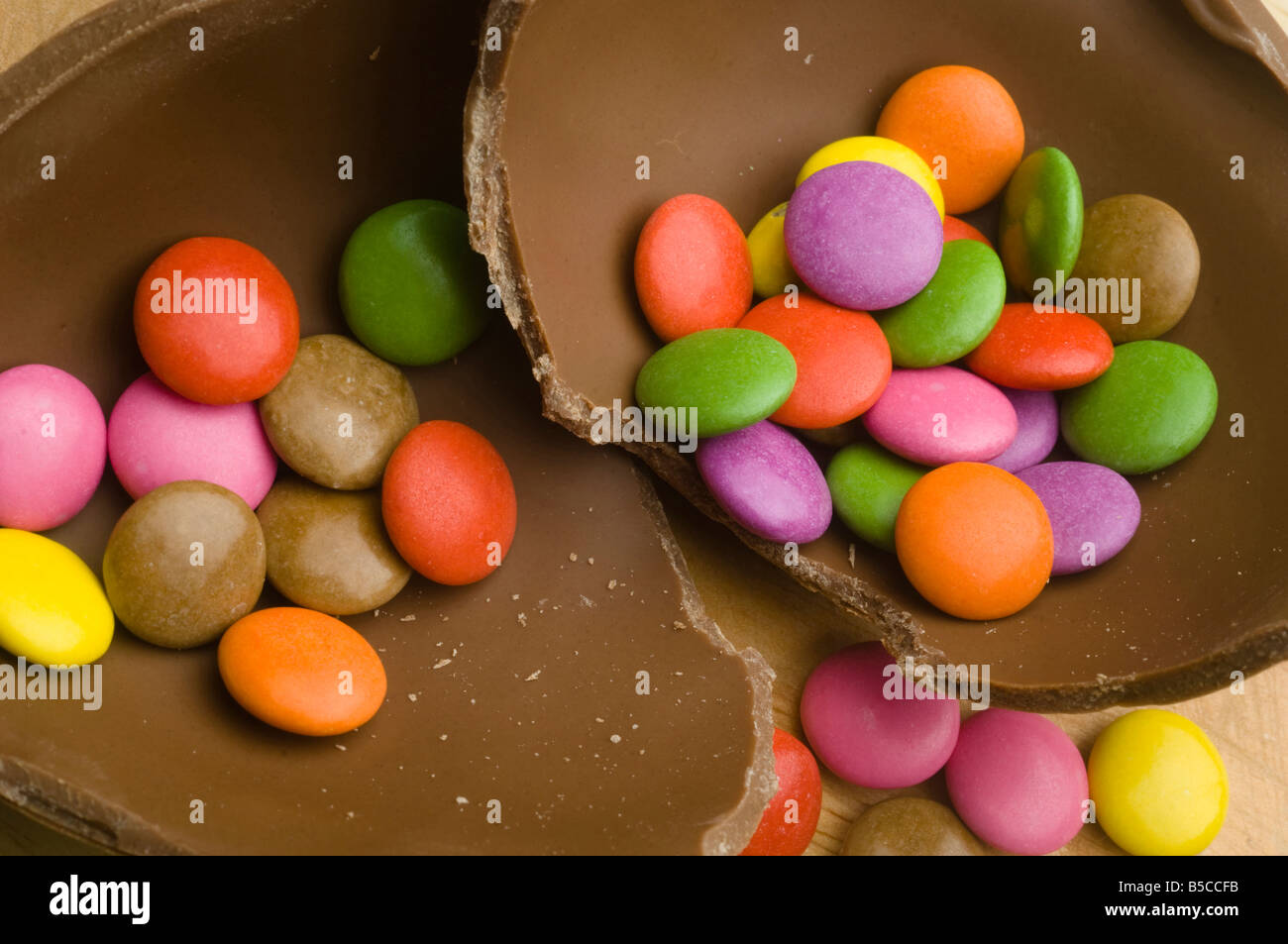 Coloured sweets hi-res stock photography and images - Alamy