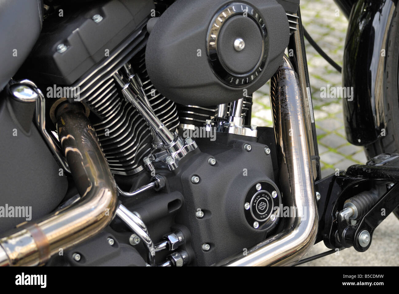 Harley Davidson Custom Motorcycle chrome Engine detail Stock Photo - Alamy