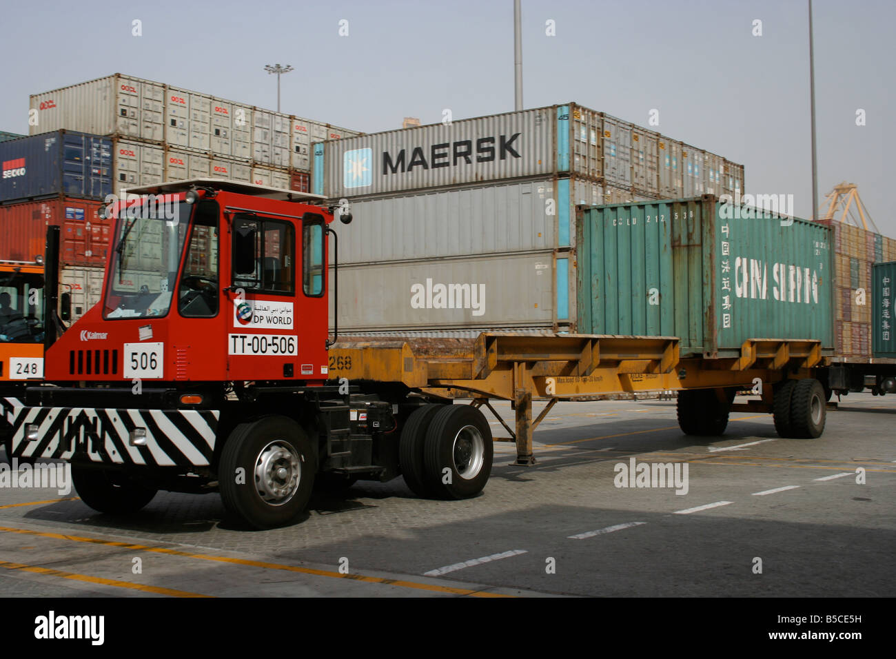 DP World Dubai Ports World Container Port UAE Teus Stock Photo - Alamy
