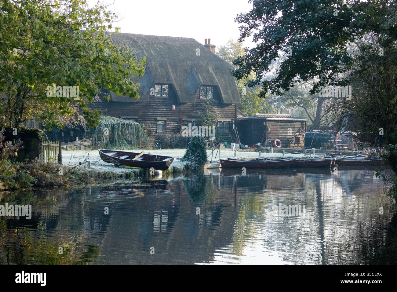 The granary flatford hi-res stock photography and images - Alamy