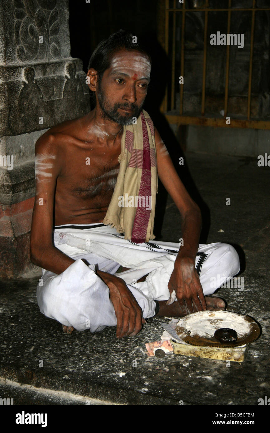 Brahmin Pujari High Resolution Stock Photography and Images - Alamy