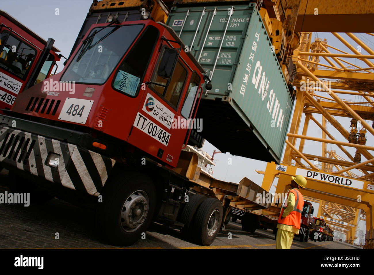 DP World Dubai Ports World Container Port UAE Teus Stock Photo - Alamy