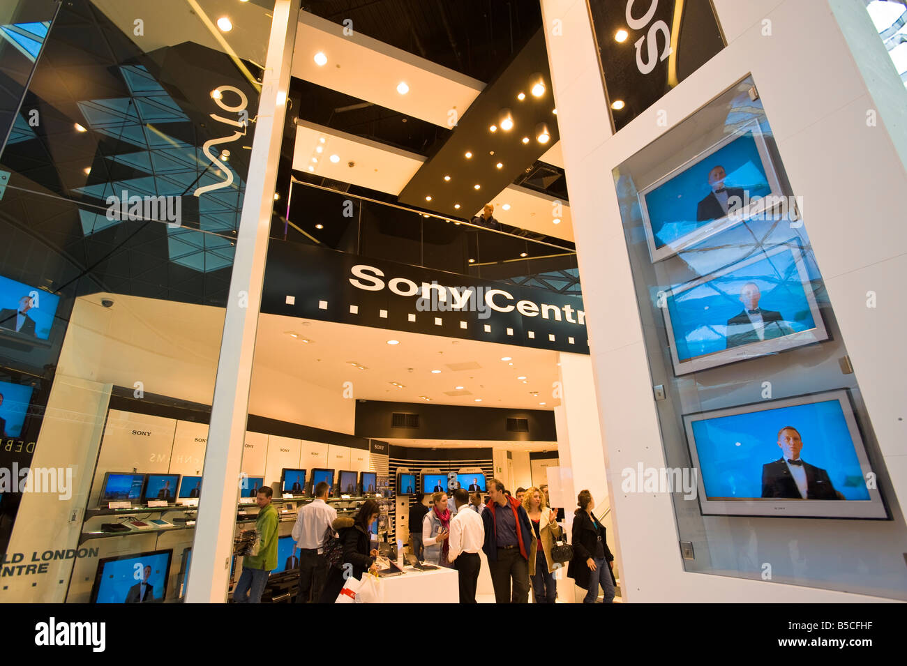 "Sony Centre" outlet in Westfield Shopping Centre White City ...