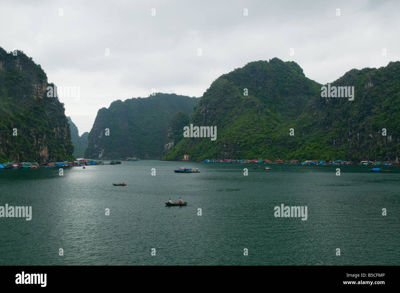 Floating village, Halong Bay, Vietnam Stock Photo - Alamy