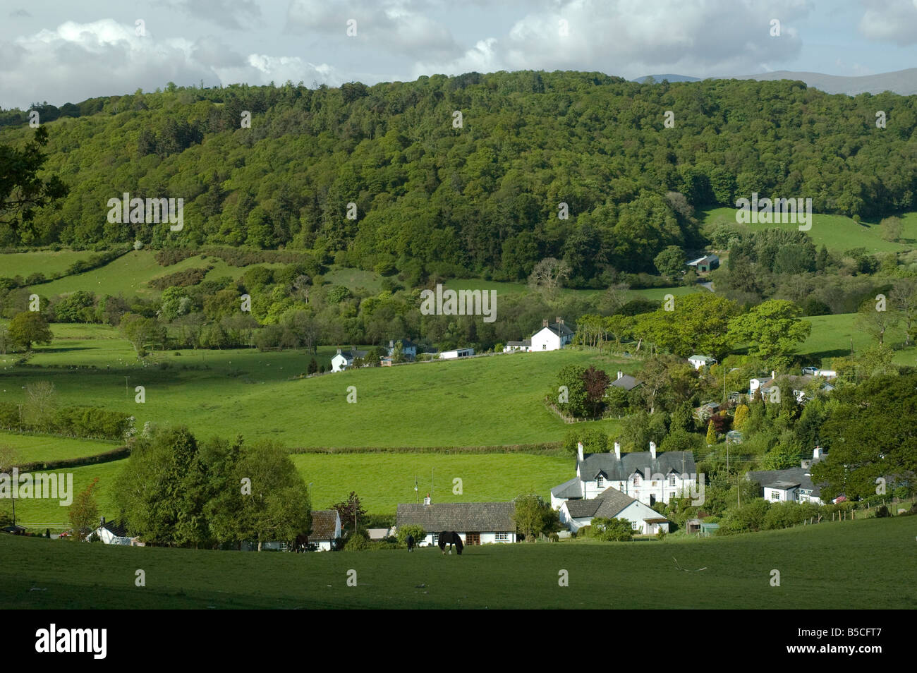 Welsh country village hi-res stock photography and images - Alamy