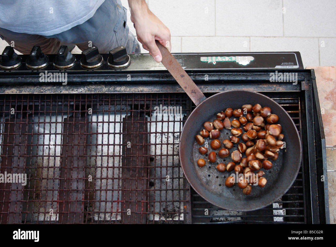 Chestnut frying pan hi-res stock photography and images - Alamy