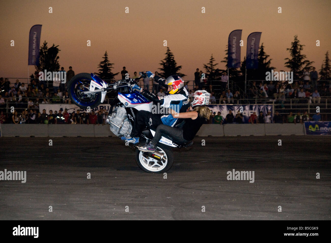 Freestyle stunt driving hi-res stock photography and images - Alamy