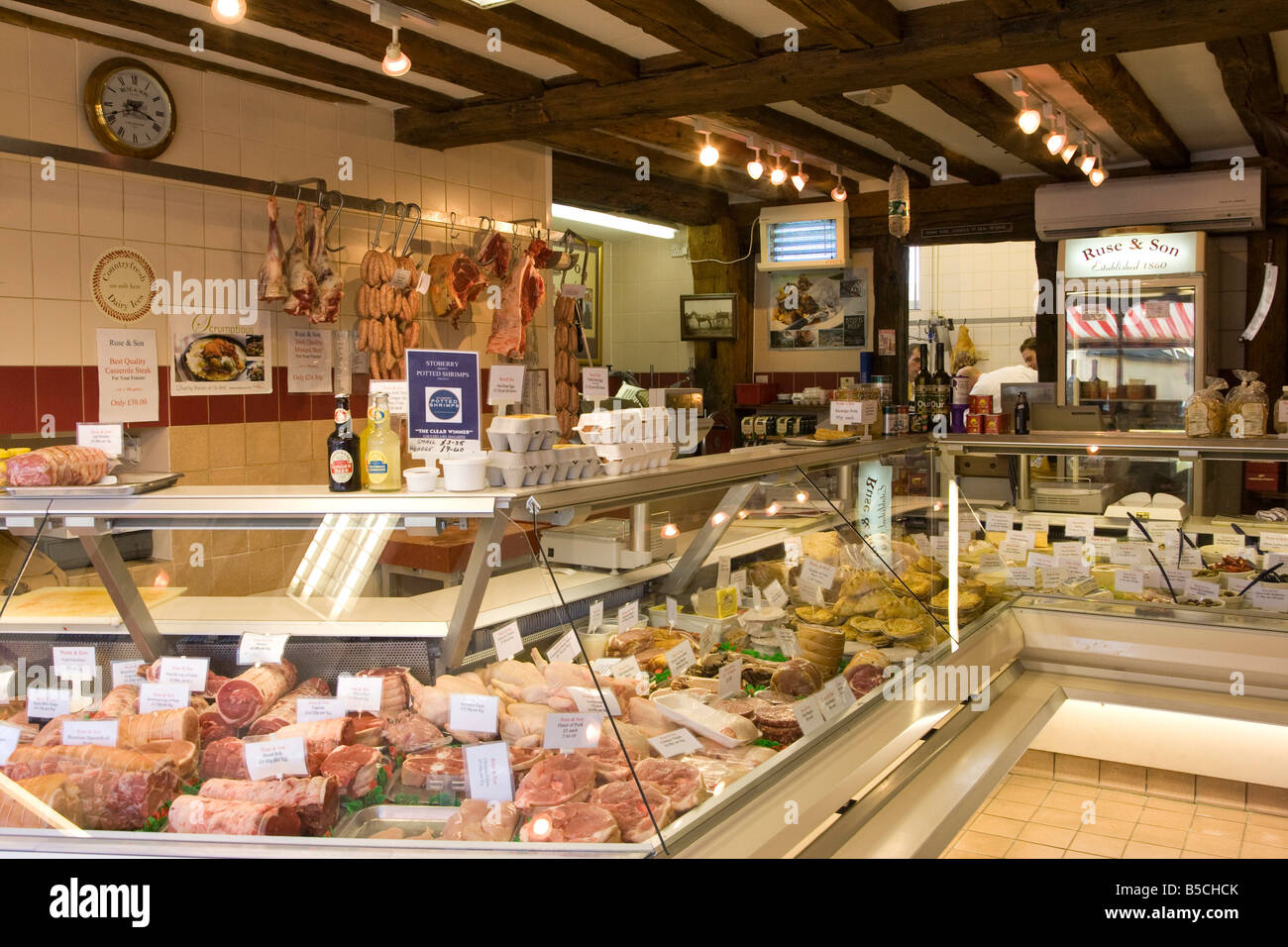 Butchers counter uk hi-res stock photography and images - Alamy