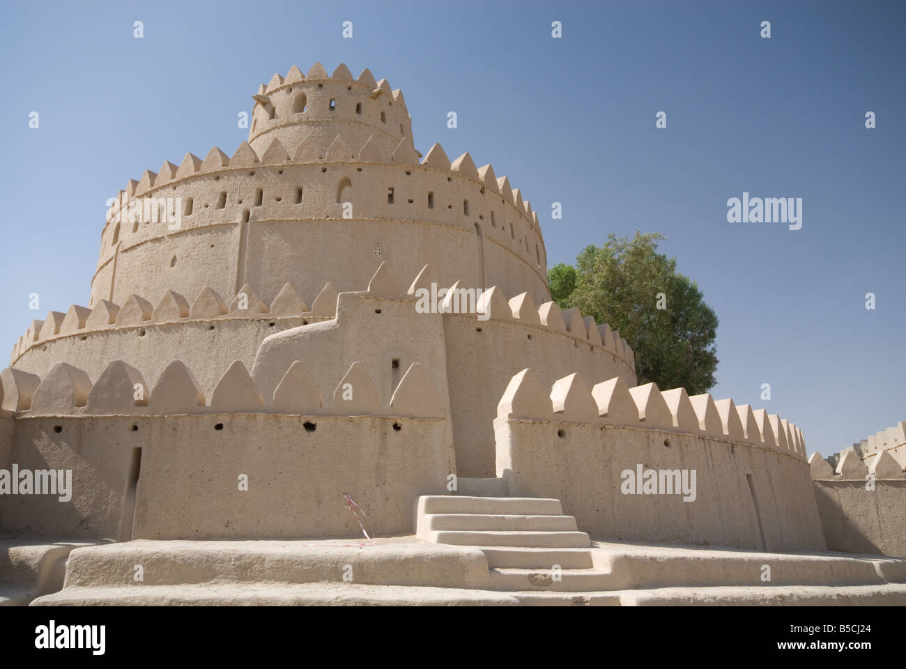 Al Jahili Fort Al Ain Abu Dhabi UAE tower ancient Stock Photo - Alamy