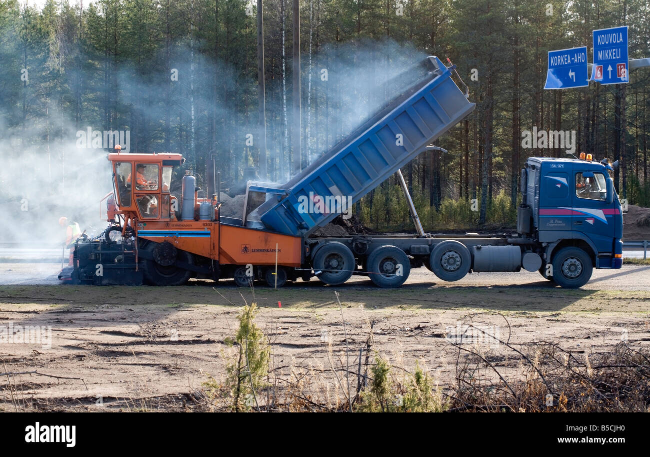 Road surfacing vehicles hi-res stock photography and images - Alamy
