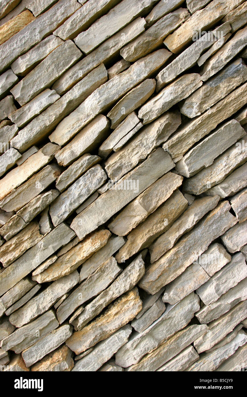 medium brick wall on a diagonal perspective Stock Photo - Alamy