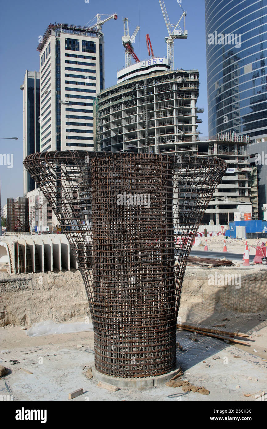 Reinforced concrete pillar pylon for dubai metro ready for concrete ...