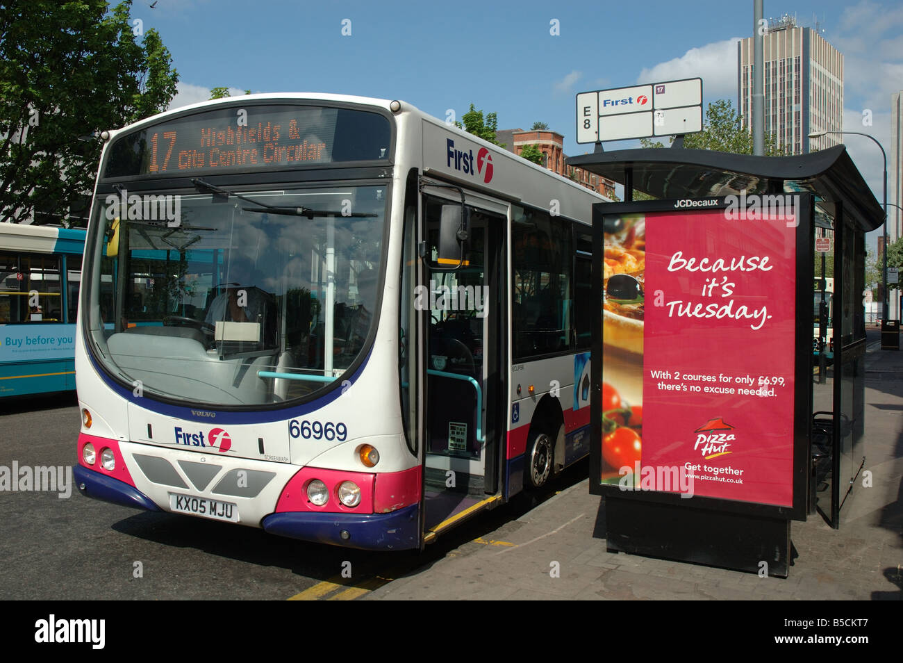 Single decker first bus hi-res stock photography and images - Alamy