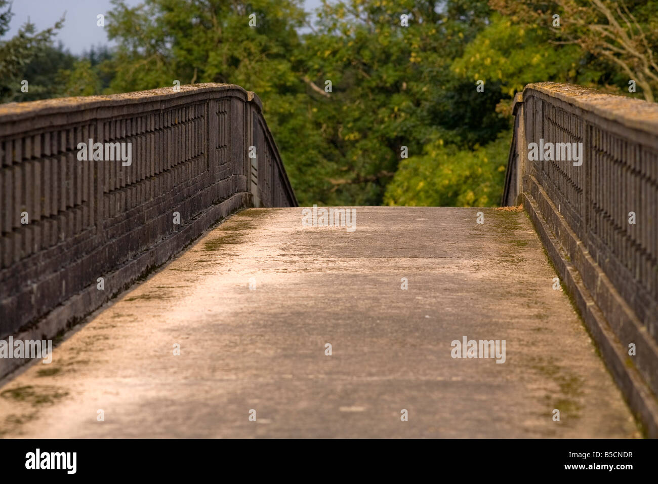 Old ellon bridge hi-res stock photography and images - Alamy