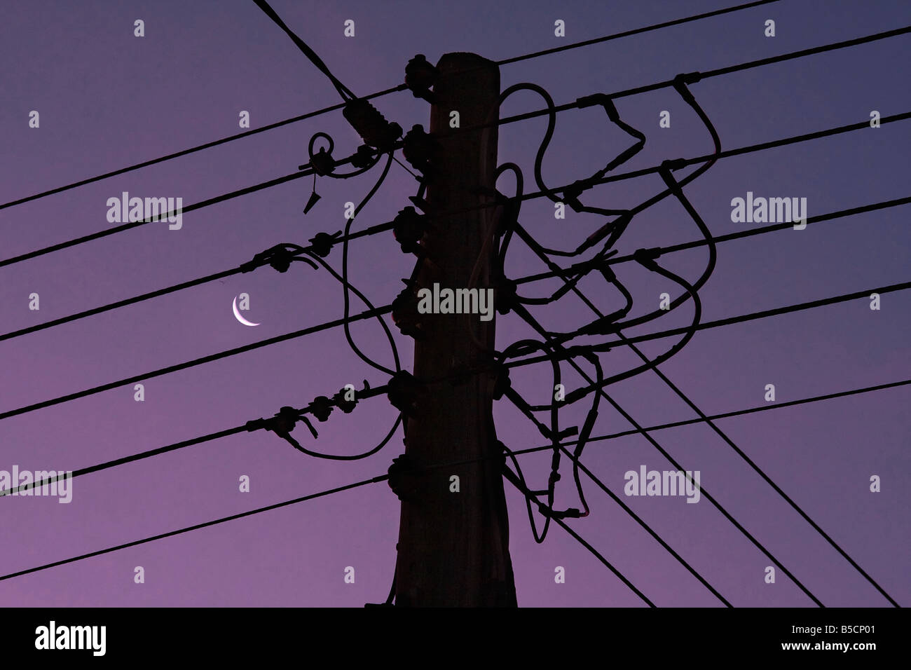 Telegraph wires hi-res stock photography and images - Alamy