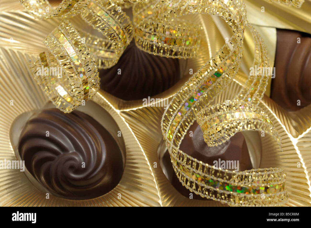 Black chocolates hi-res stock photography and images - Alamy