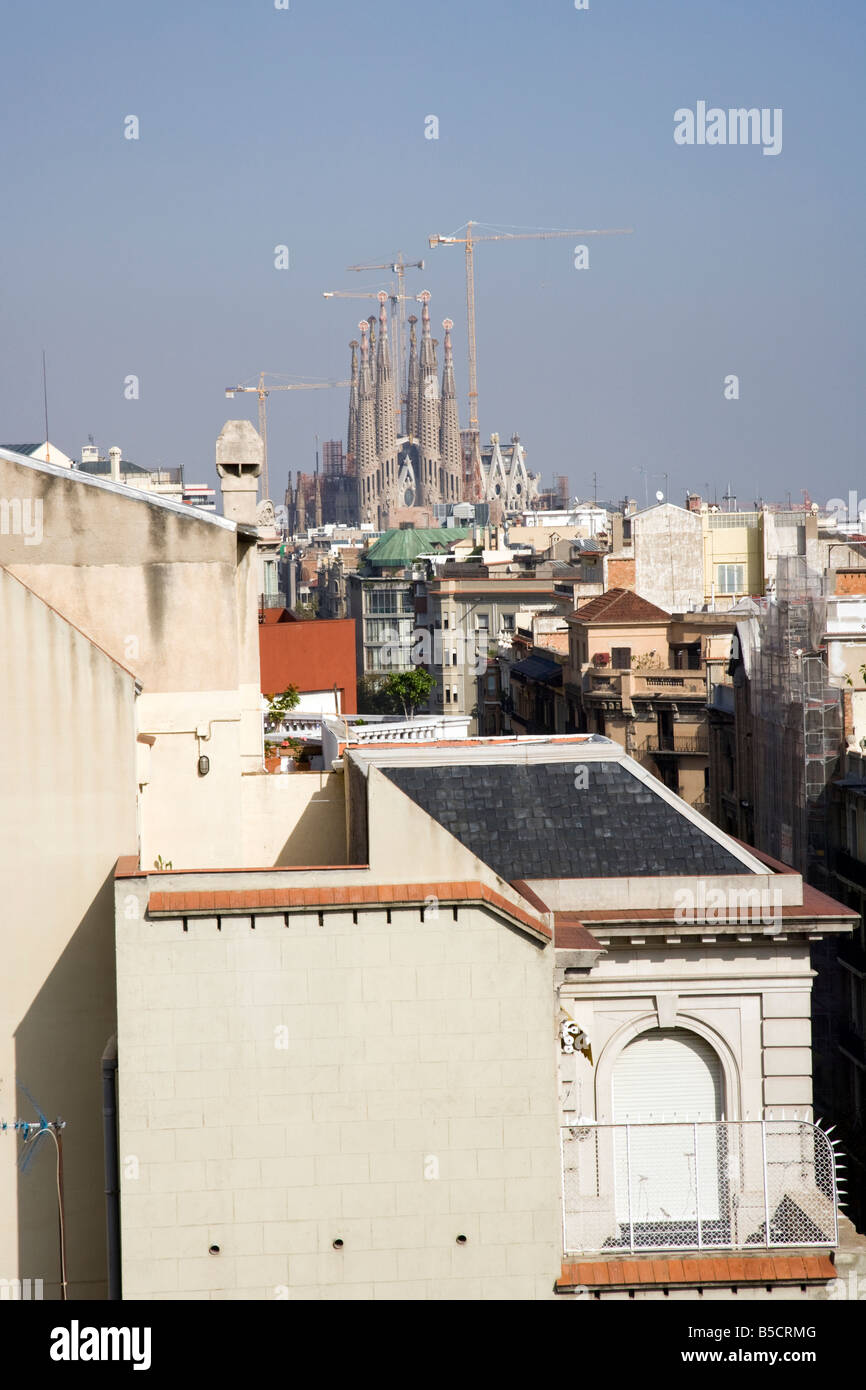 View of The Templo expiatorio de la Sagrada Família (Spanish ...