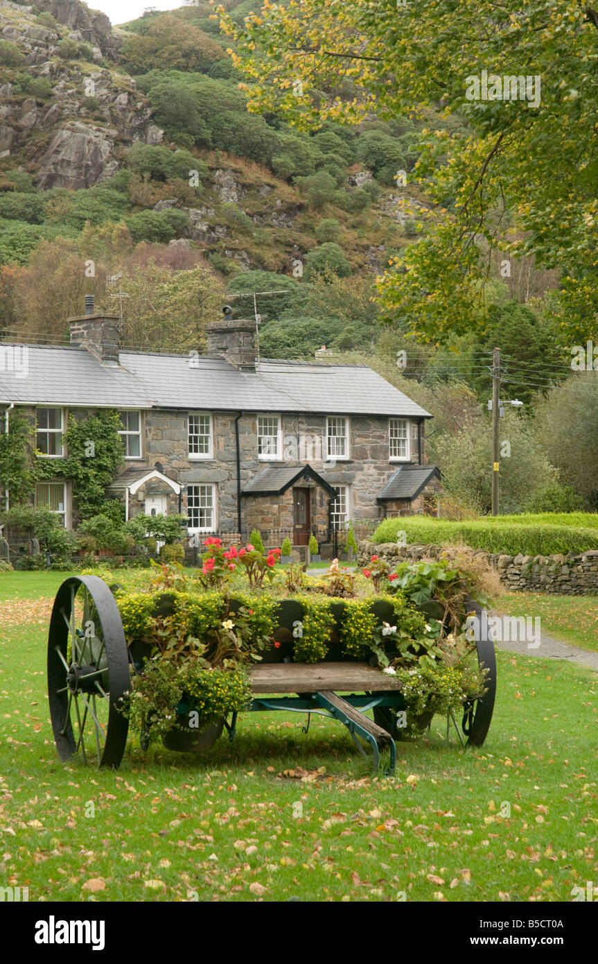 row of traditional welsh cottages in Beddgelert village Snowdonia ...