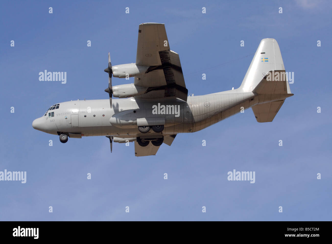 Lockheed c 130 hercules cargo aircraft hi-res stock photography and ...
