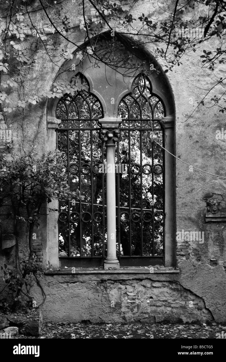 Neo medieval hi-res stock photography and images - Alamy