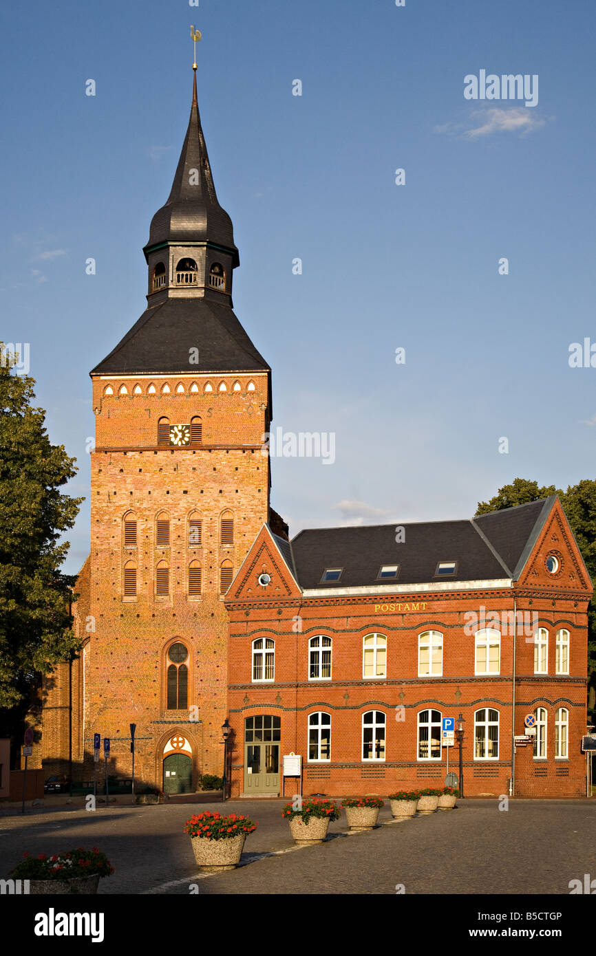 German clock tower hi-res stock photography and images - Alamy