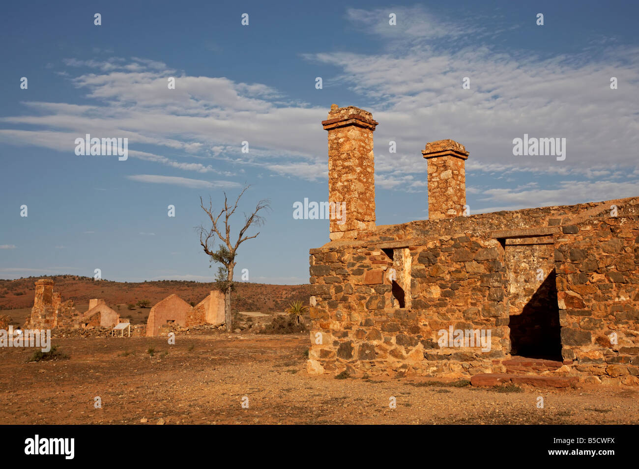 Australian farmhouse hi-res stock photography and images - Alamy