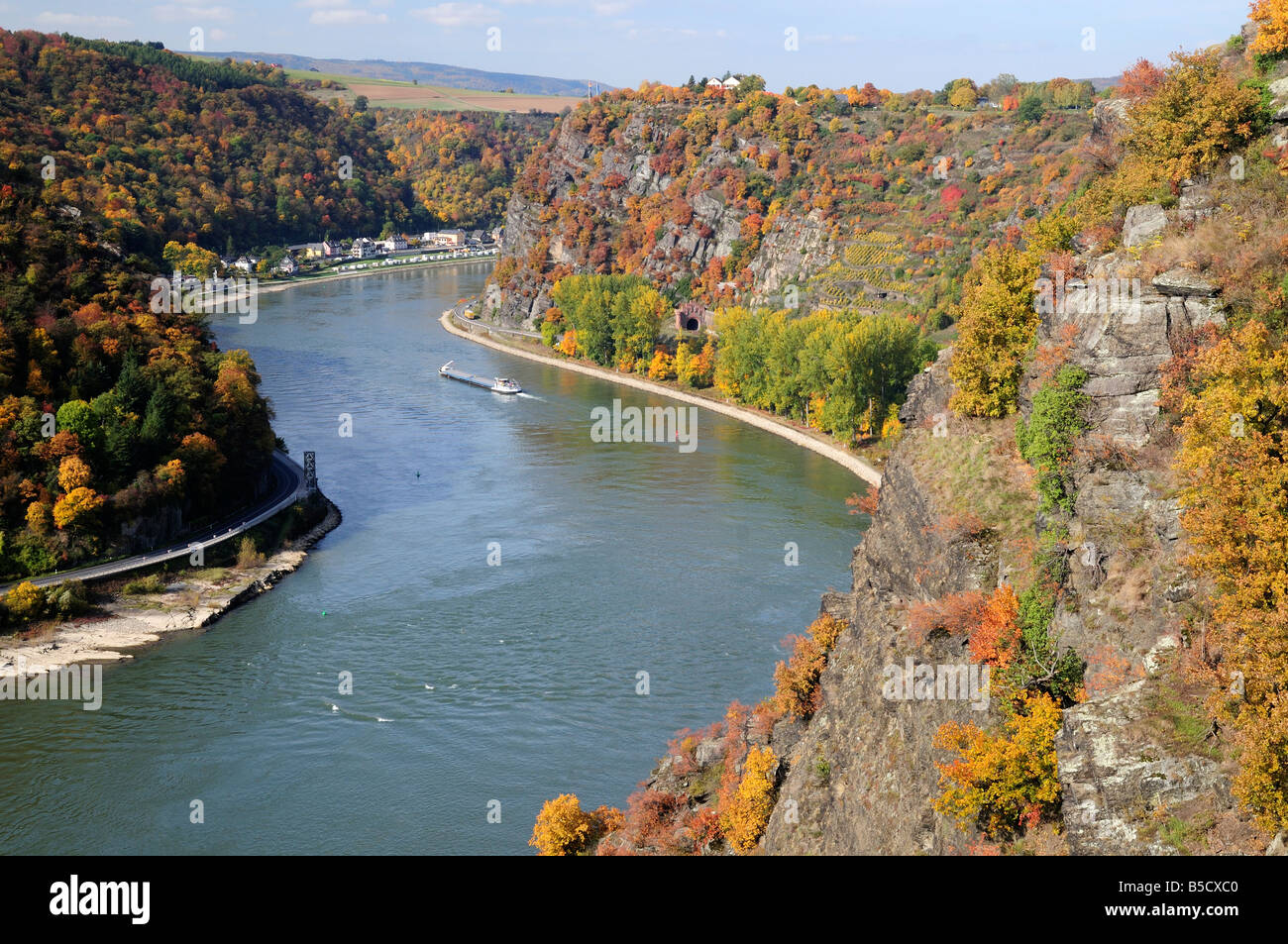 Lorelei rock hi-res stock photography and images - Alamy