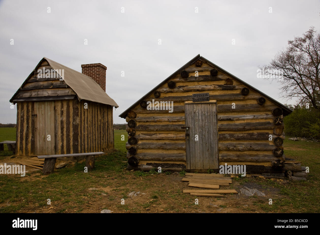 A reconstruction of a Civil War Union Army winter camp Stock Photo - Alamy
