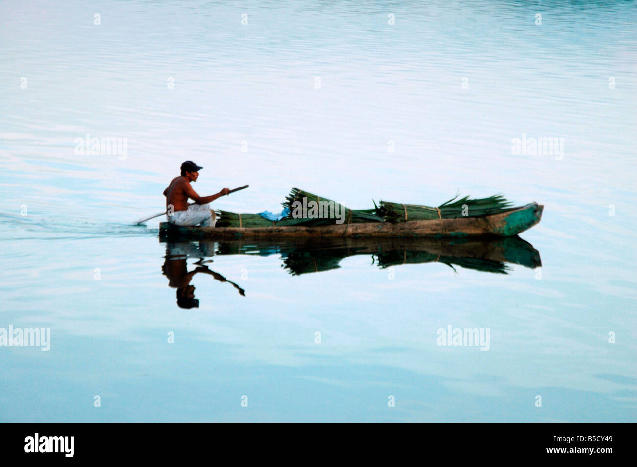 Punted hi-res stock photography and images - Alamy