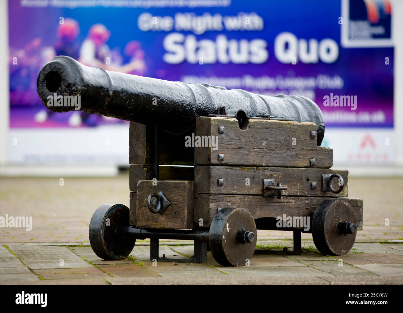 old bronze ship cannon oak marine defence whitehaven cumbria Stock ...