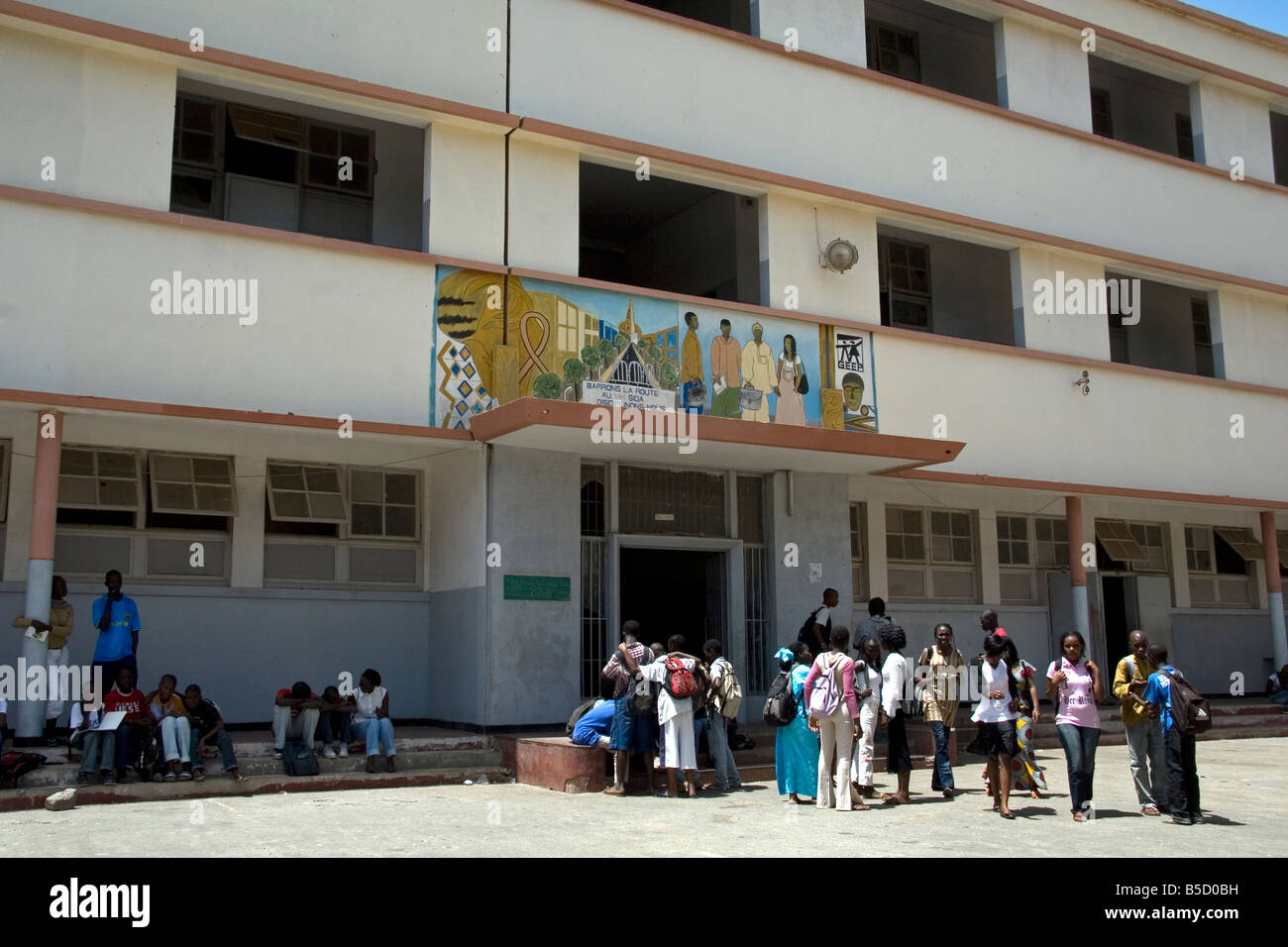 Lycée Lamine Gueye High School Dakar Senegal Stock Photo - Alamy