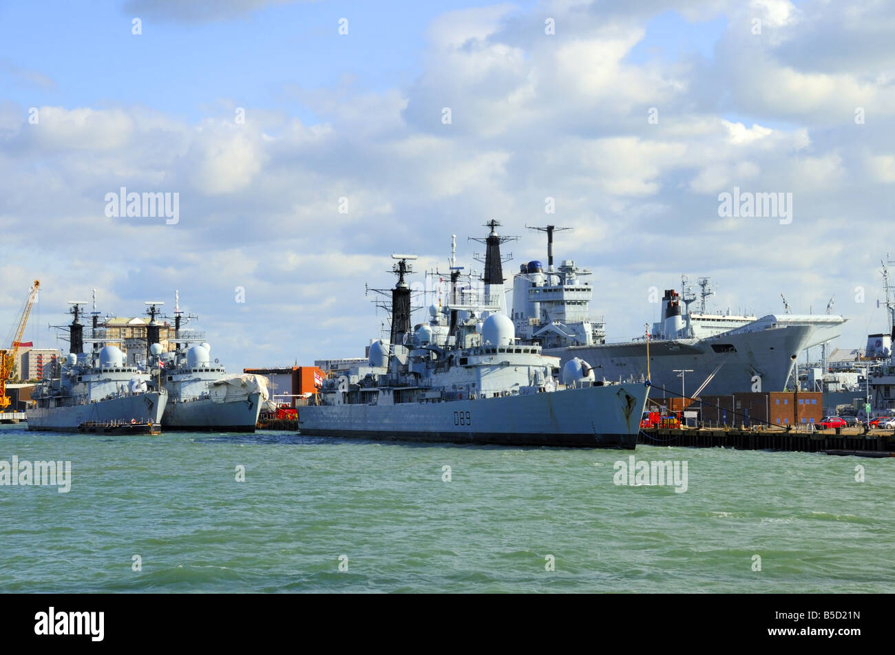 Naval harbour hi-res stock photography and images - Alamy