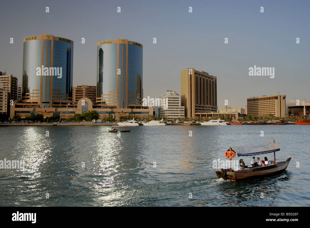 abra crossing deira creek dubai UAE arabian gulf Stock Photo - Alamy