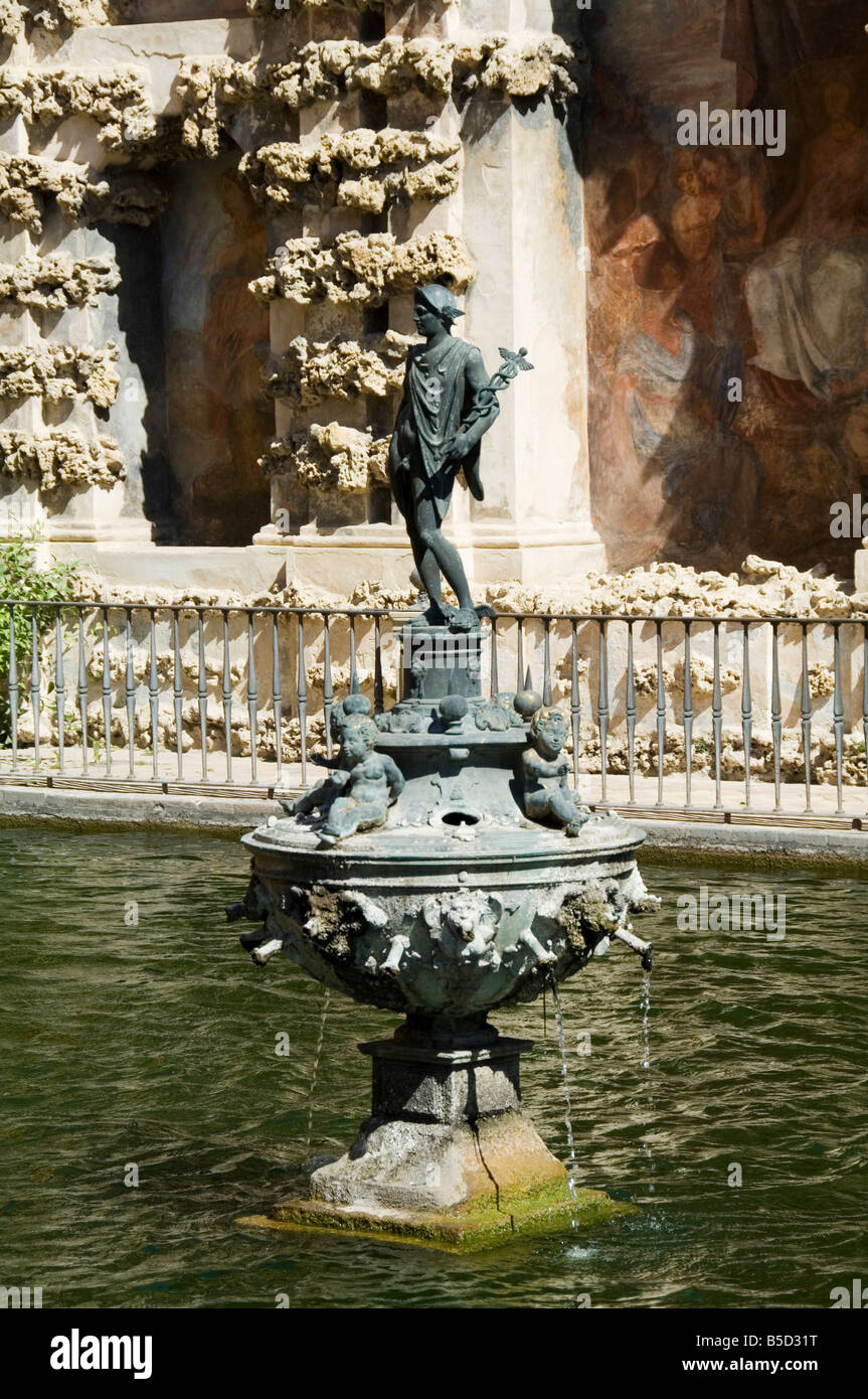 Pool of Mercury in the gardens of the Real Alcazar, Santa Cruz district ...