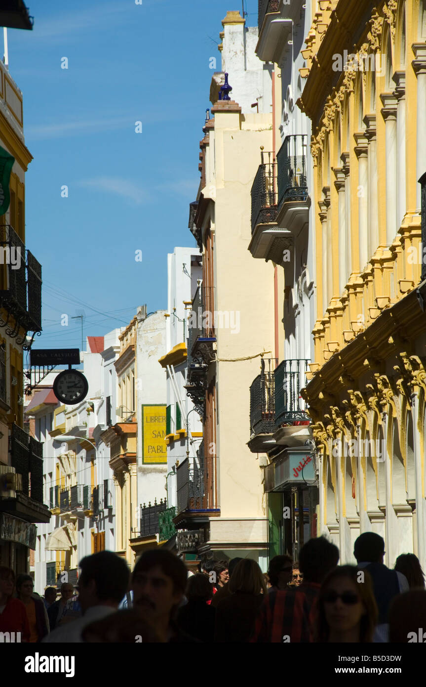 Seville street scenes hi-res stock photography and images - Alamy