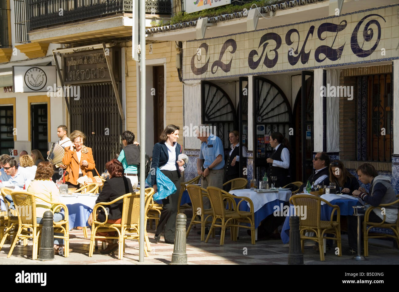 Bars Restaurants High Resolution Stock Photography and Images - Alamy