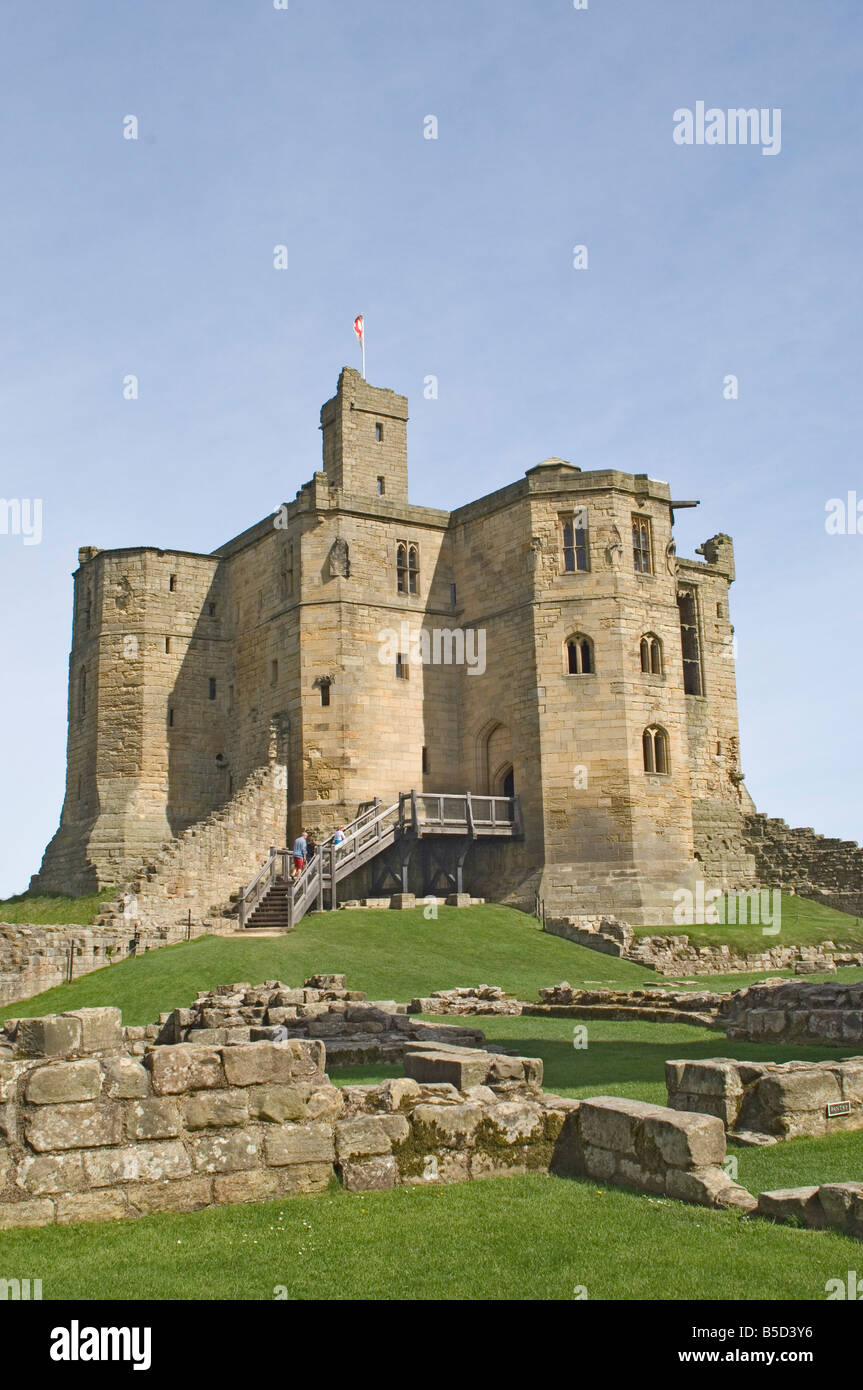 The keep, Warkworth Castle, Northumbria, England, Europe Stock Photo ...