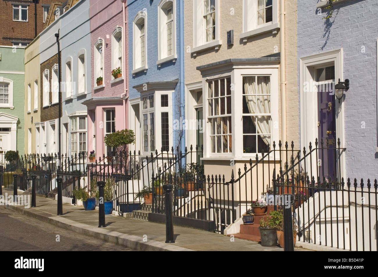 A street in Chelsea, London, England, Europe Stock Photo - Alamy