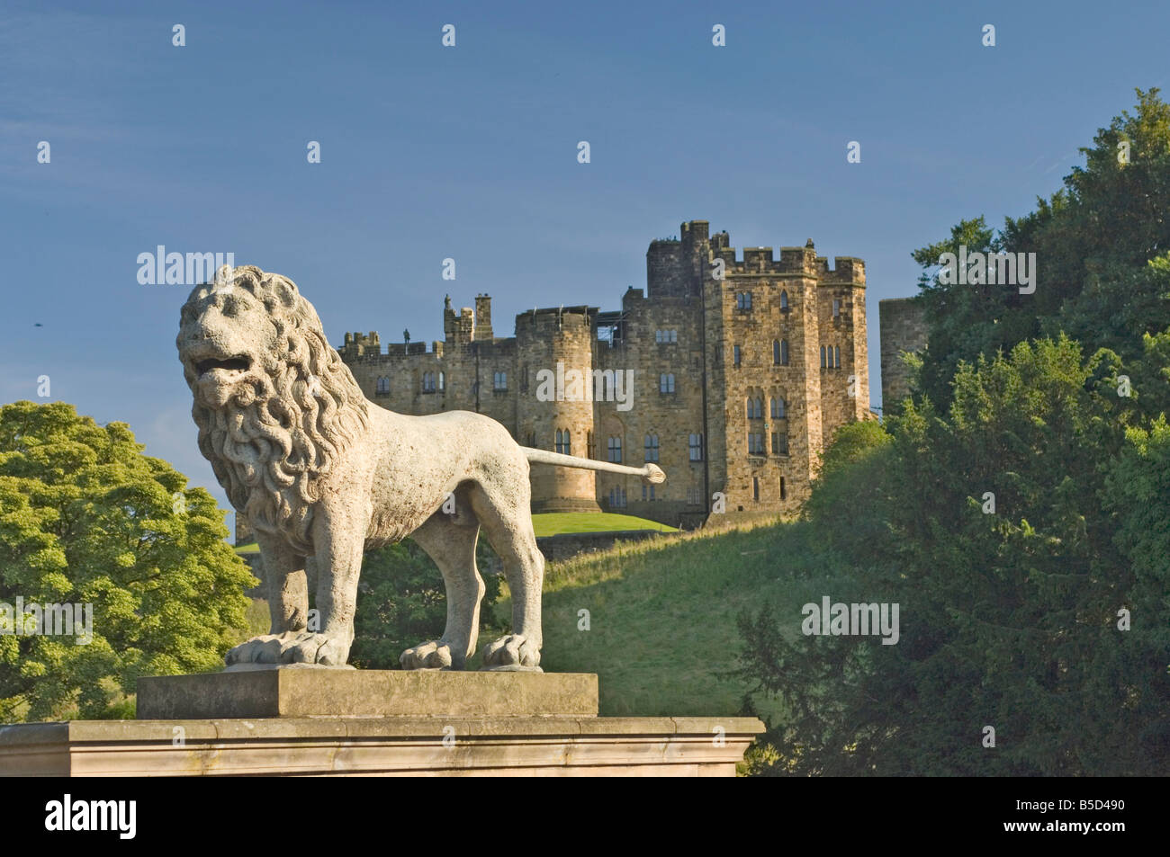 Alnwick Castle from the Lion Bridge, Alnwick, Northumberland, England ...