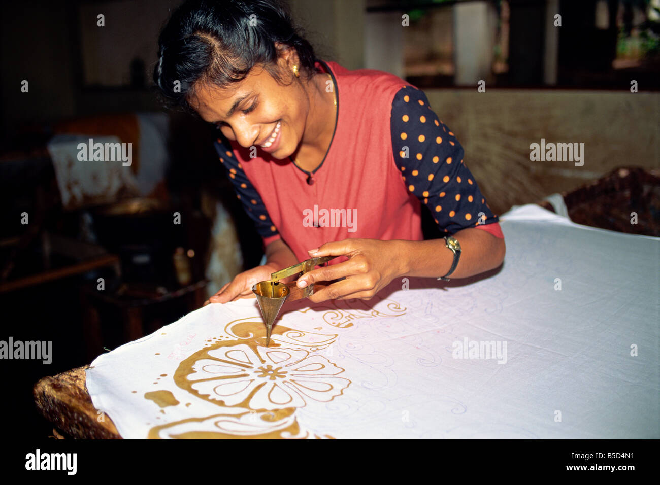 Batik making Sri Lanka Asia Stock Photo - Alamy