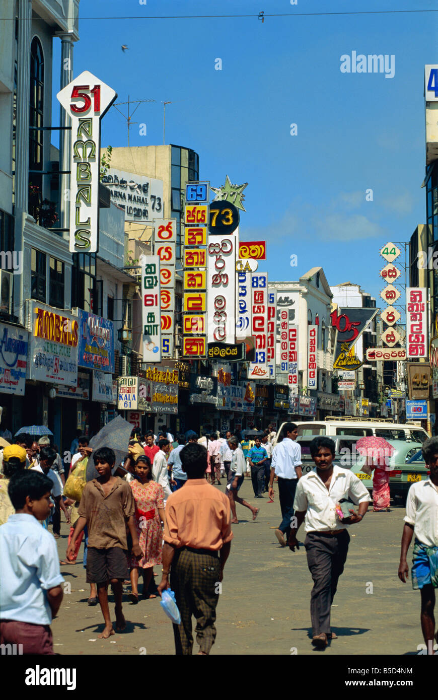 Main street colombo sri lanka hi-res stock photography and images - Alamy