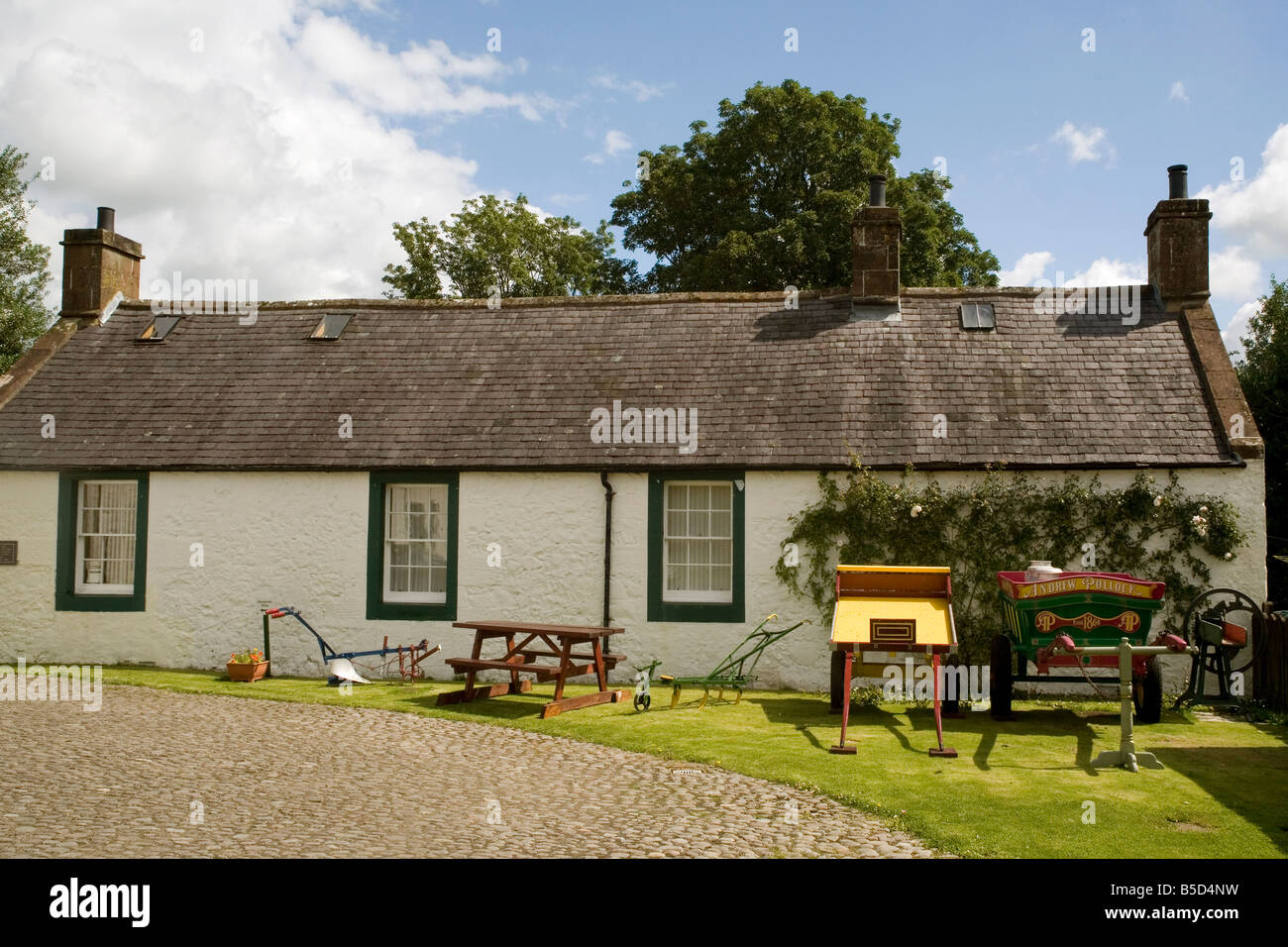 Robert burns farm hi-res stock photography and images - Alamy