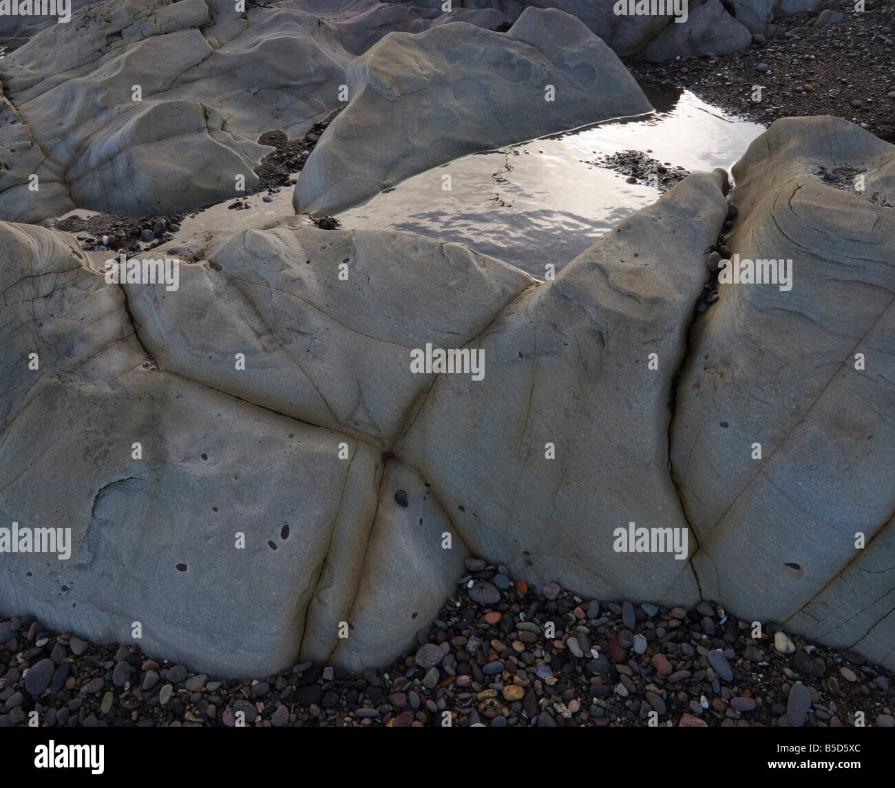 Fissure river rock hi-res stock photography and images - Alamy