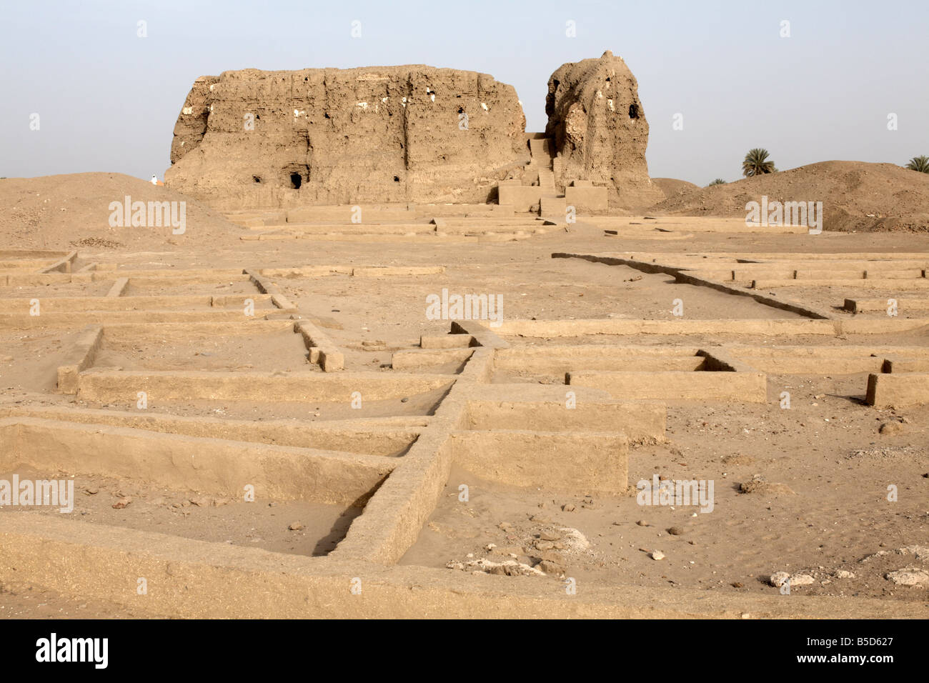 The 3,500 year-old mud-brick Western Deffufa, the seat of the first ...