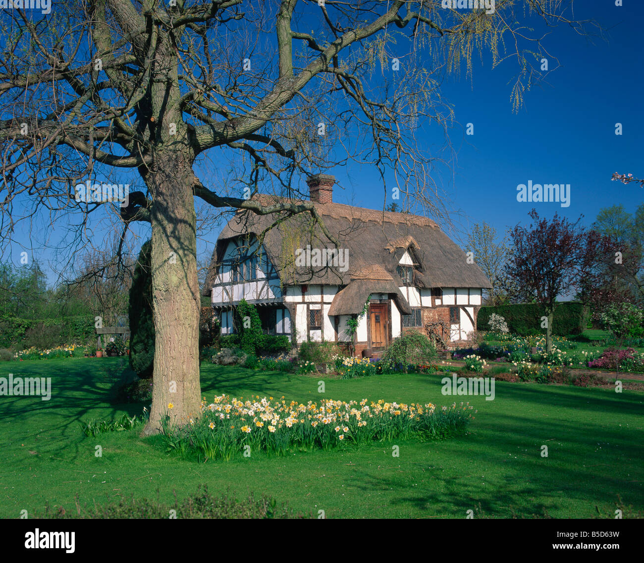 Yalding gardens hi-res stock photography and images - Alamy