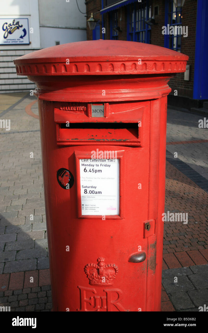 Box post office hi-res stock photography and images - Alamy